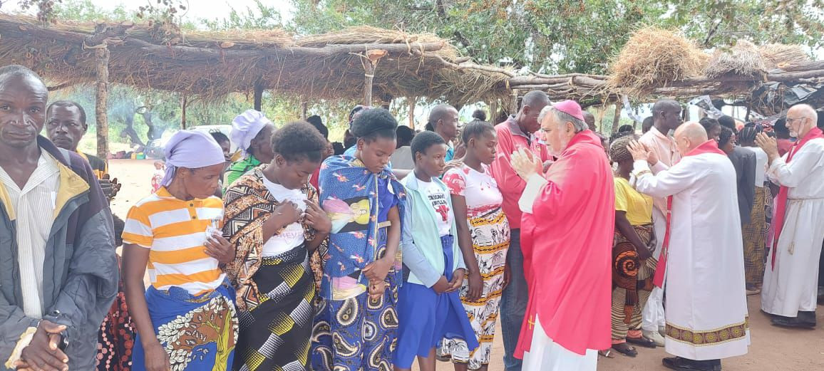 Diocese de Tete - Moçambique - Visita Pastoral à Paróquia de São João ...